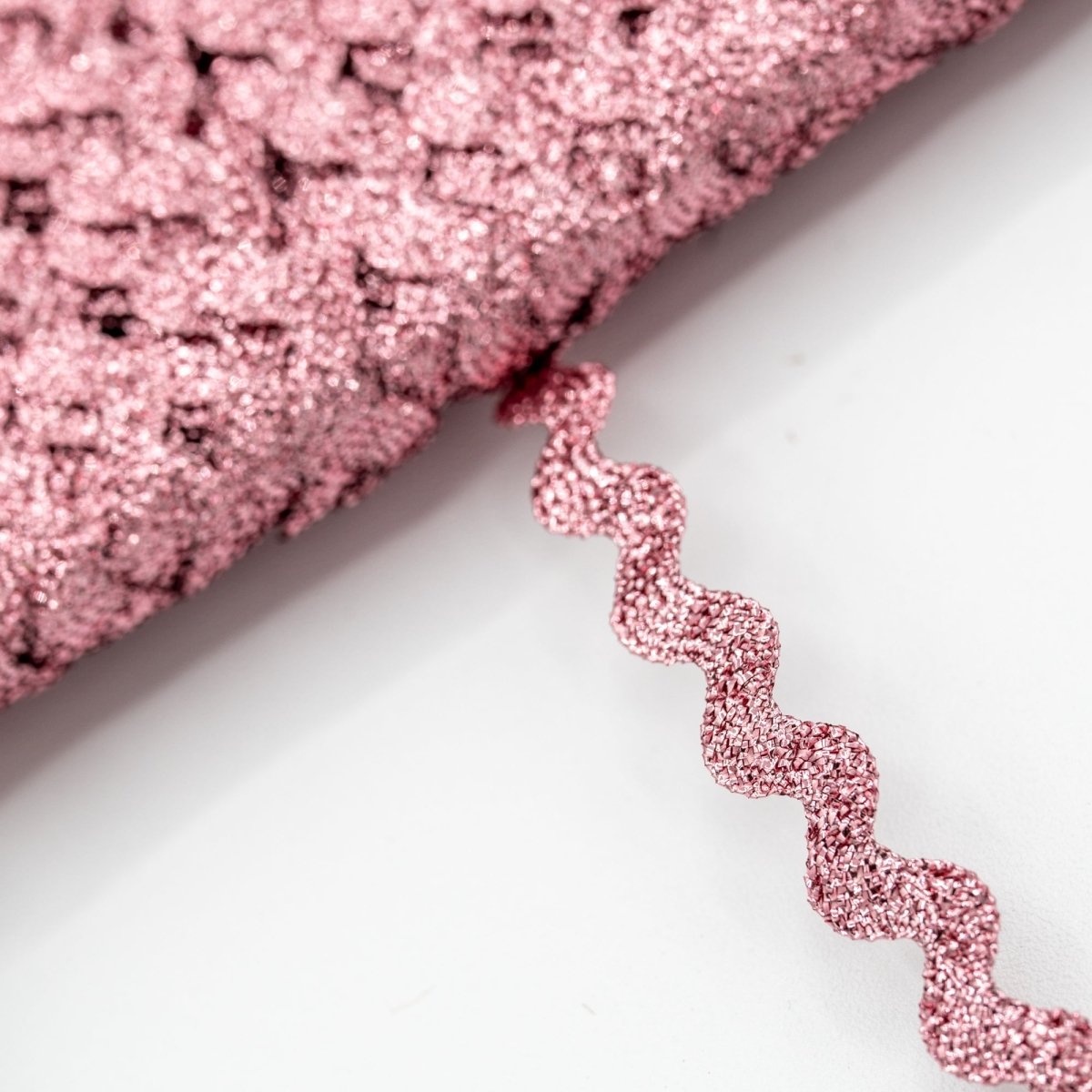 3/8" Metallic Light Pink Rick Rack