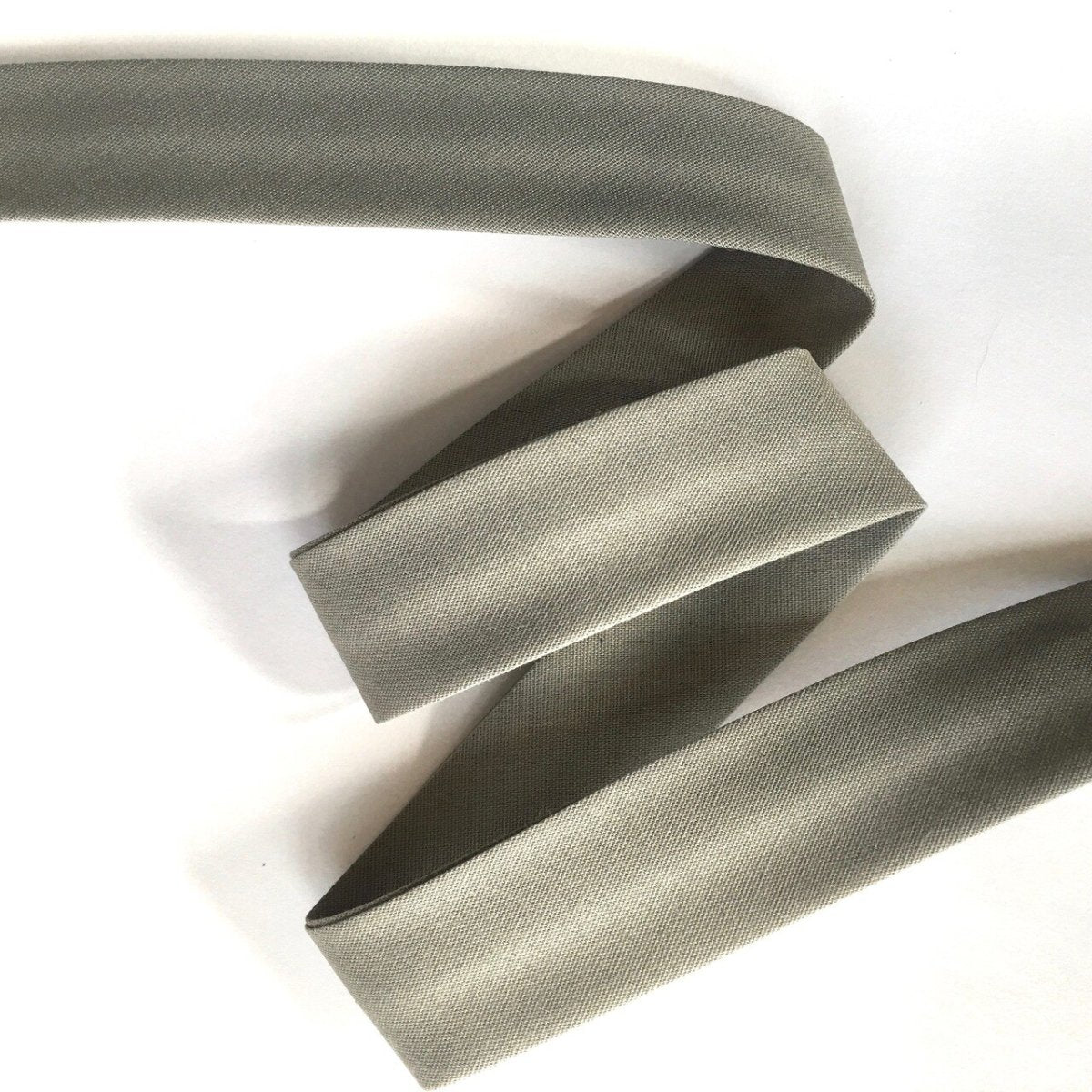 7/8" Grey Double Fold Bias Quilt Binding 50 YD