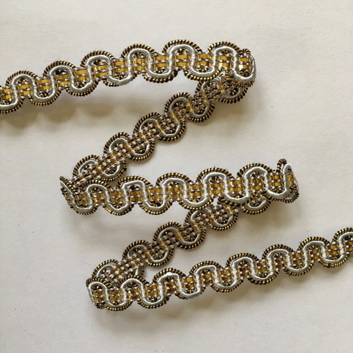 3/8" Gray and Metallic Gold Scroll Braid