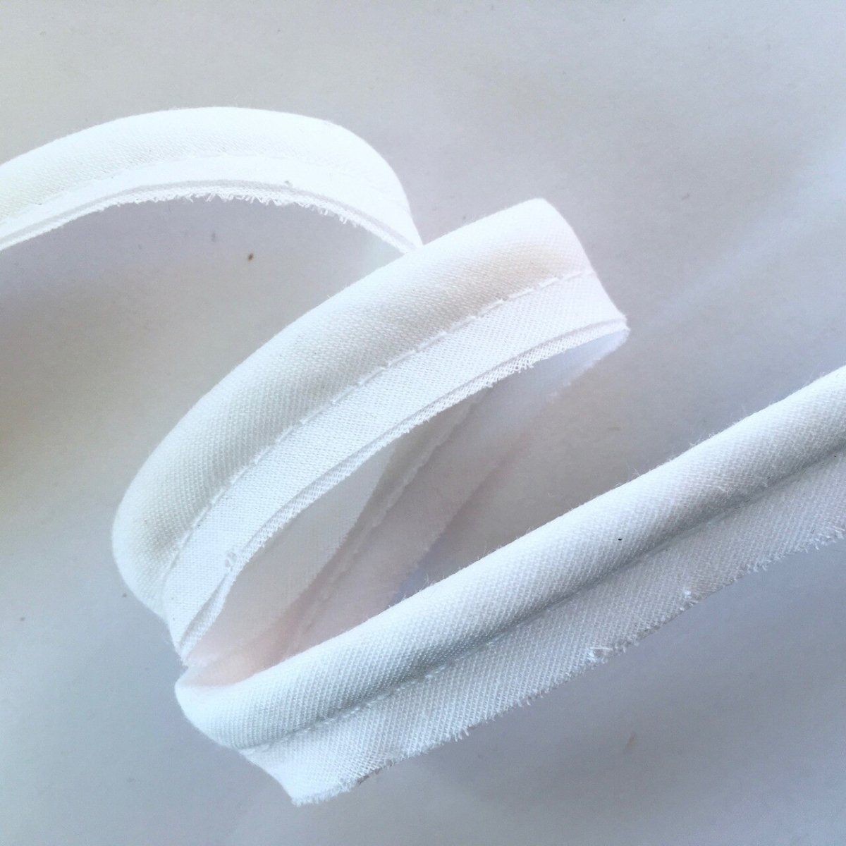XL 3/4" White Piping 5 yards